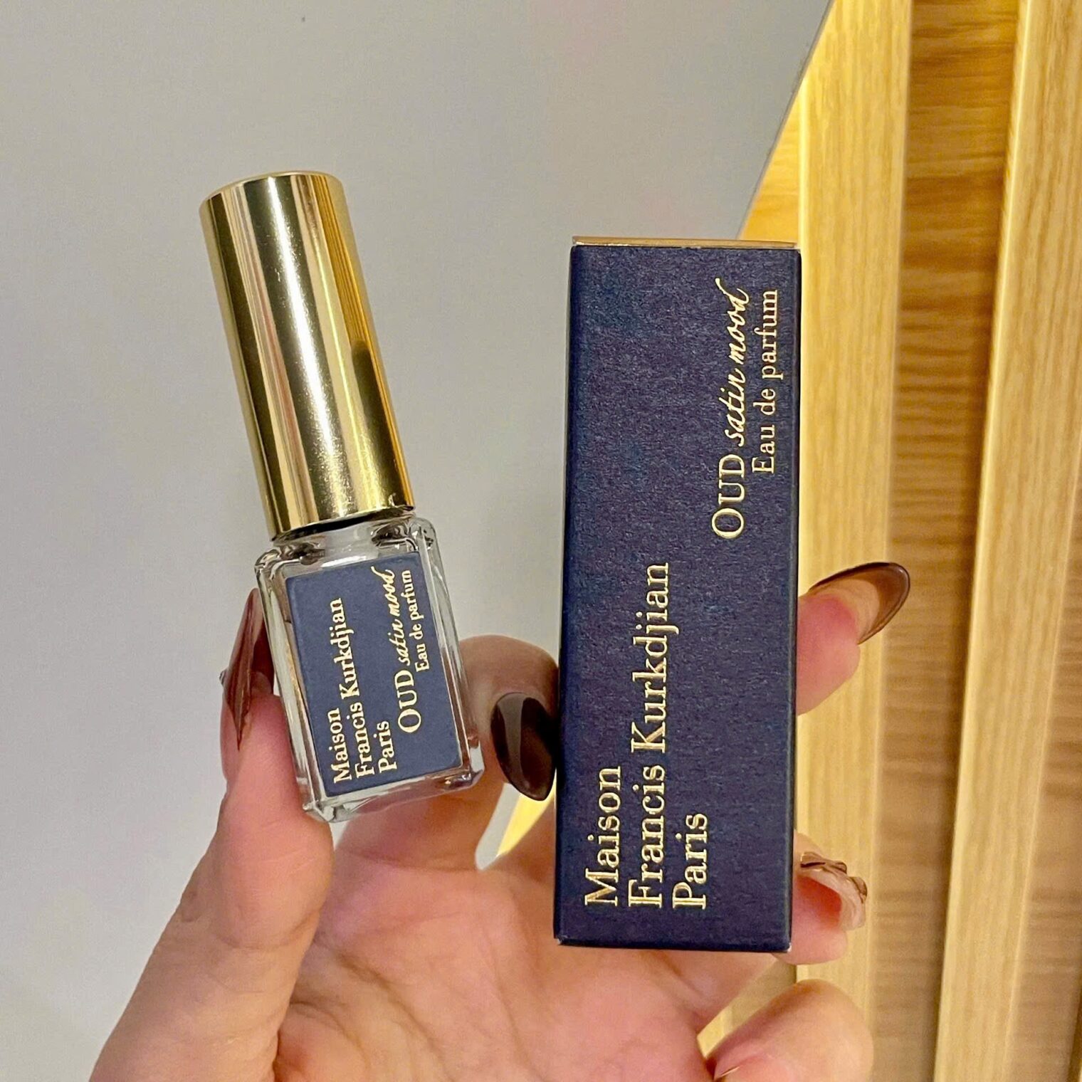 (Mini) Maison Francis Kurkdjian Paris Oud Satin Mood EDP 5ml - Vivian ...